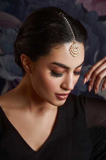 Buy Paisley Pop Sama Kundan Maangtikka Online | Aza Fashions