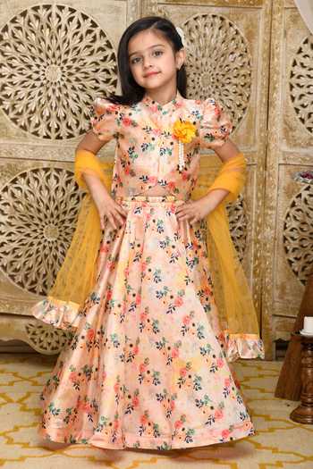 Buy Saka Designs Peach Floral Bloom Pattern Lehenga Set For Girls ...