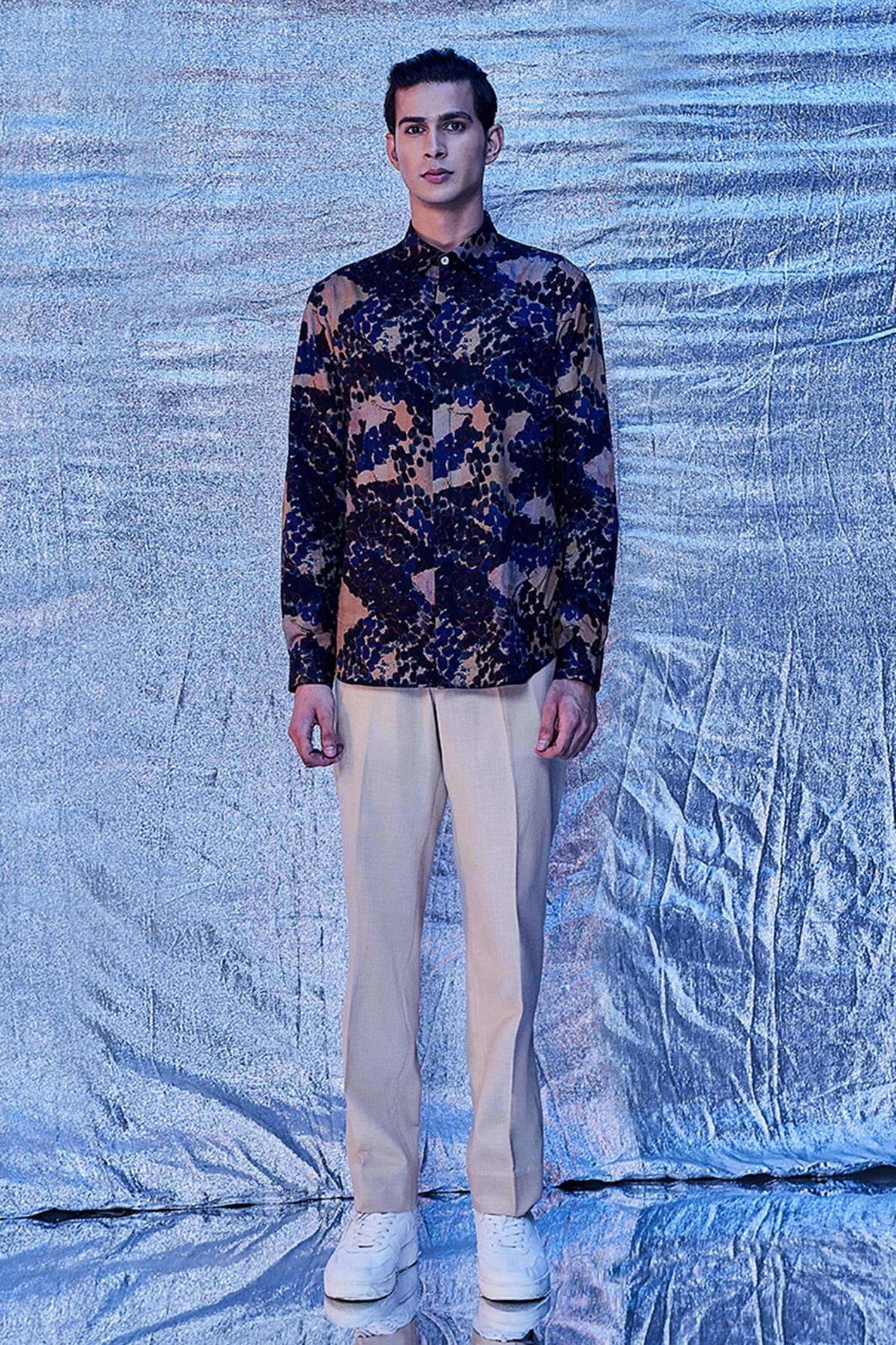 Buy Line out line Cream Cotton Straight Fit Trouser Online | Aza Fashions