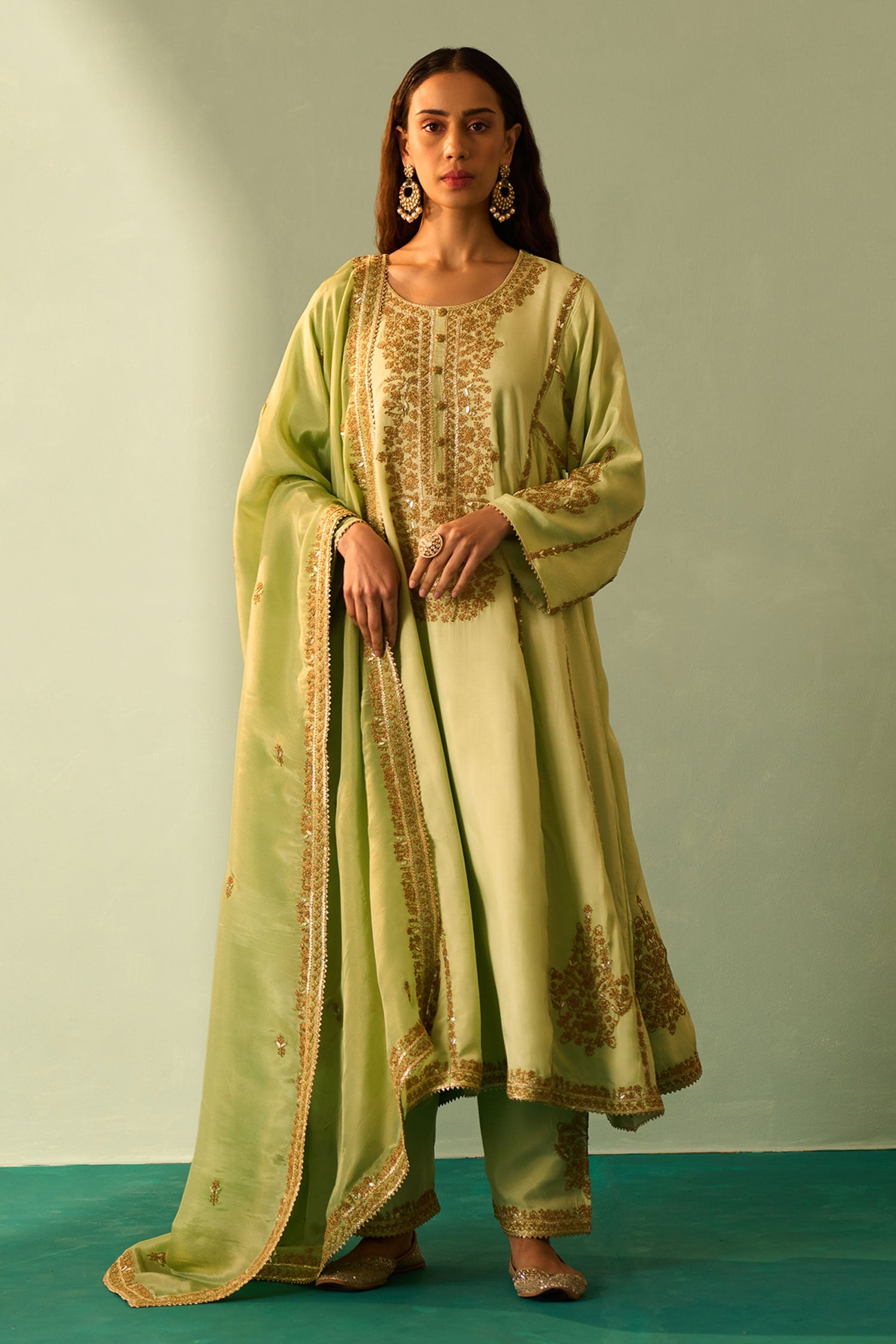 Buy Green Lining Crepe Embroidered Kasab Round And Tilla Work Kurta ...