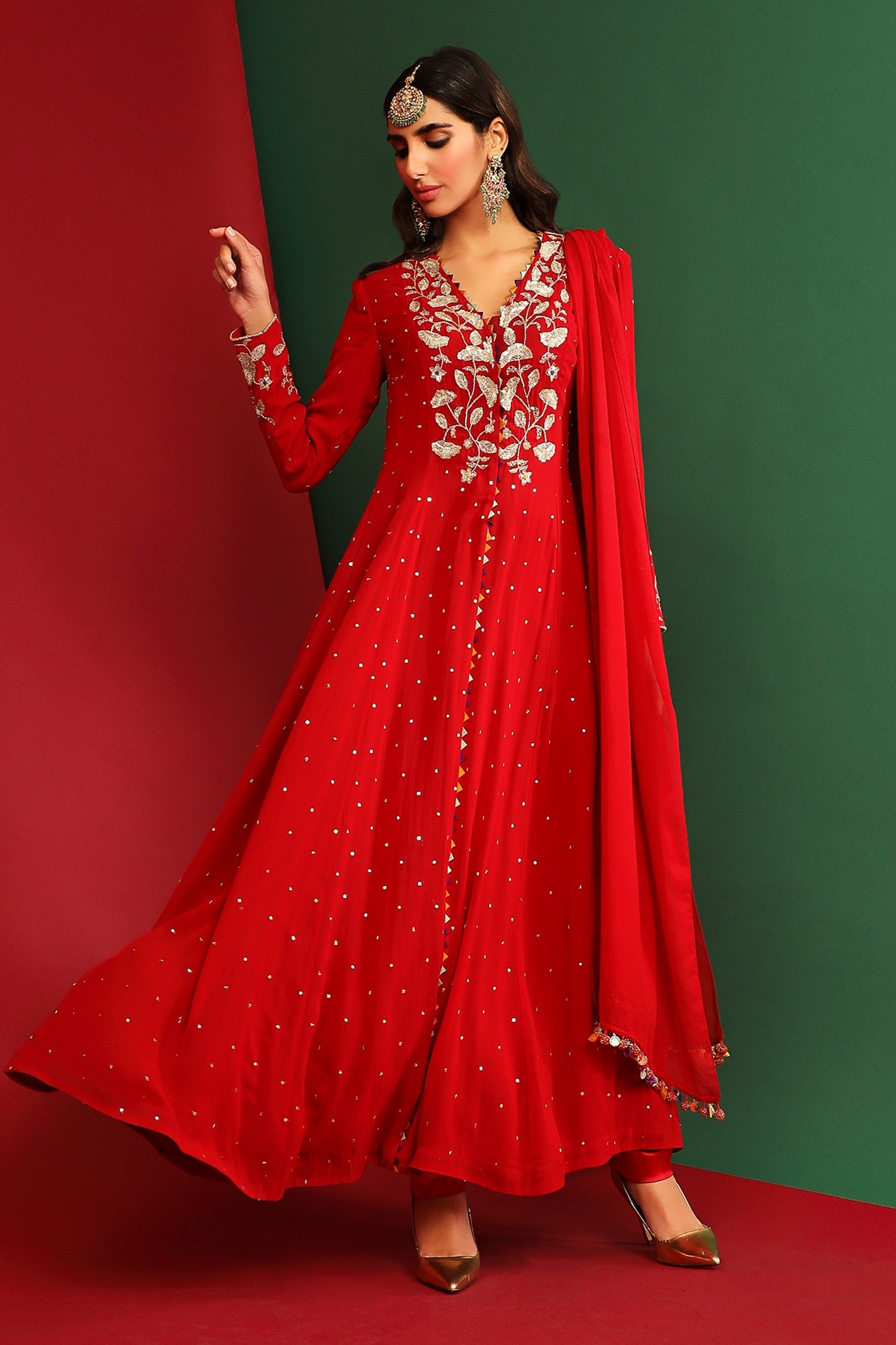 Buy Red Georgette Embroidery Thread And Sequin V Neck Reya Floral Kurta ...