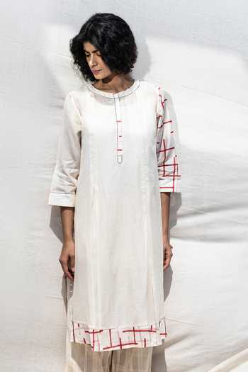 Buy Dhaari White Silk Handwoven Kurta With Inner Online | Aza Fashions