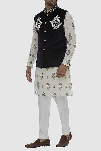 Buy Manoviraj Khosla Black Lacer Cut Embroidered Nehru Jacket Online ...