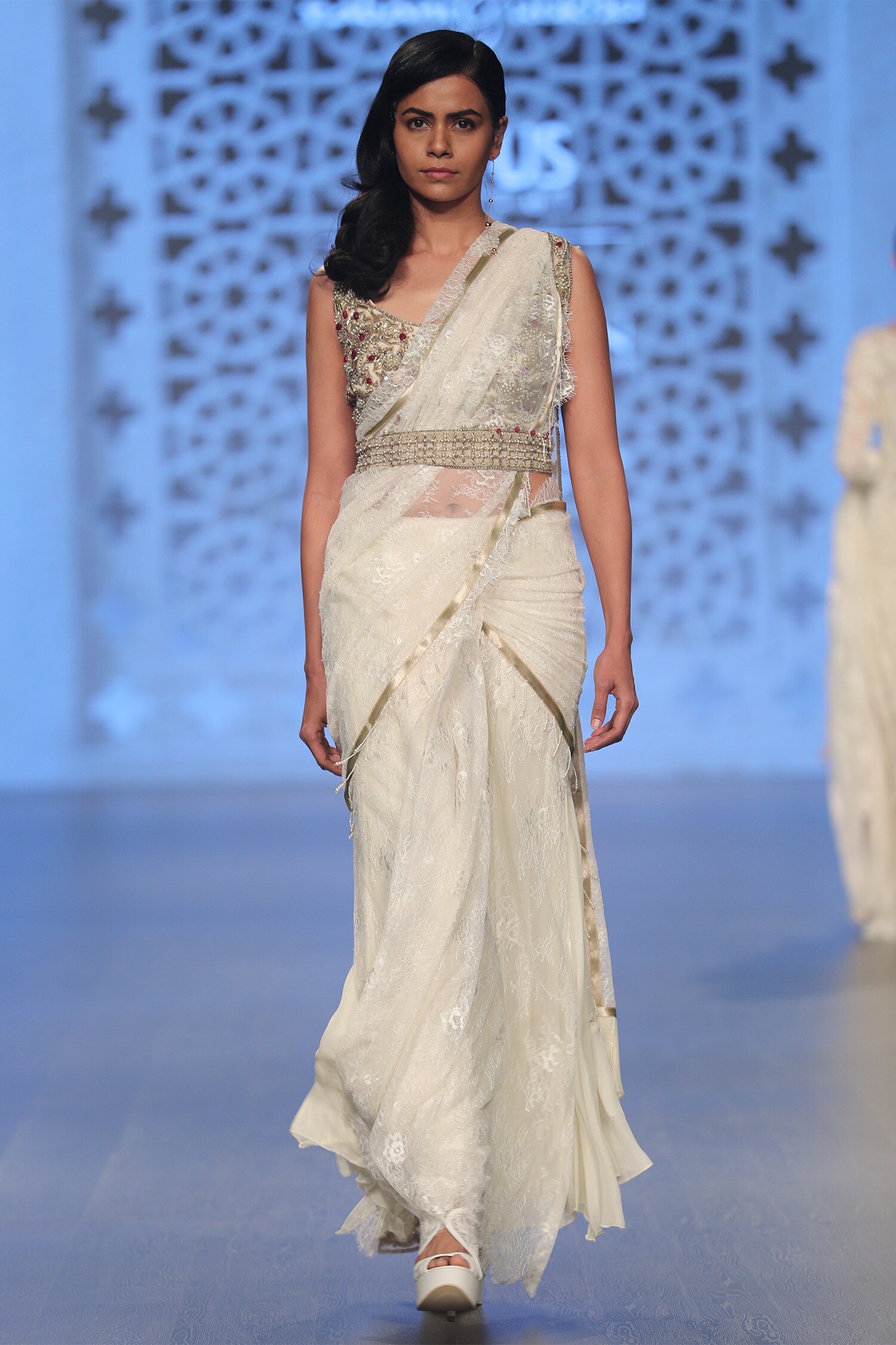 Buy Off White Pre-stitched Saree With Cape For Women by Rabani & Rakha ...