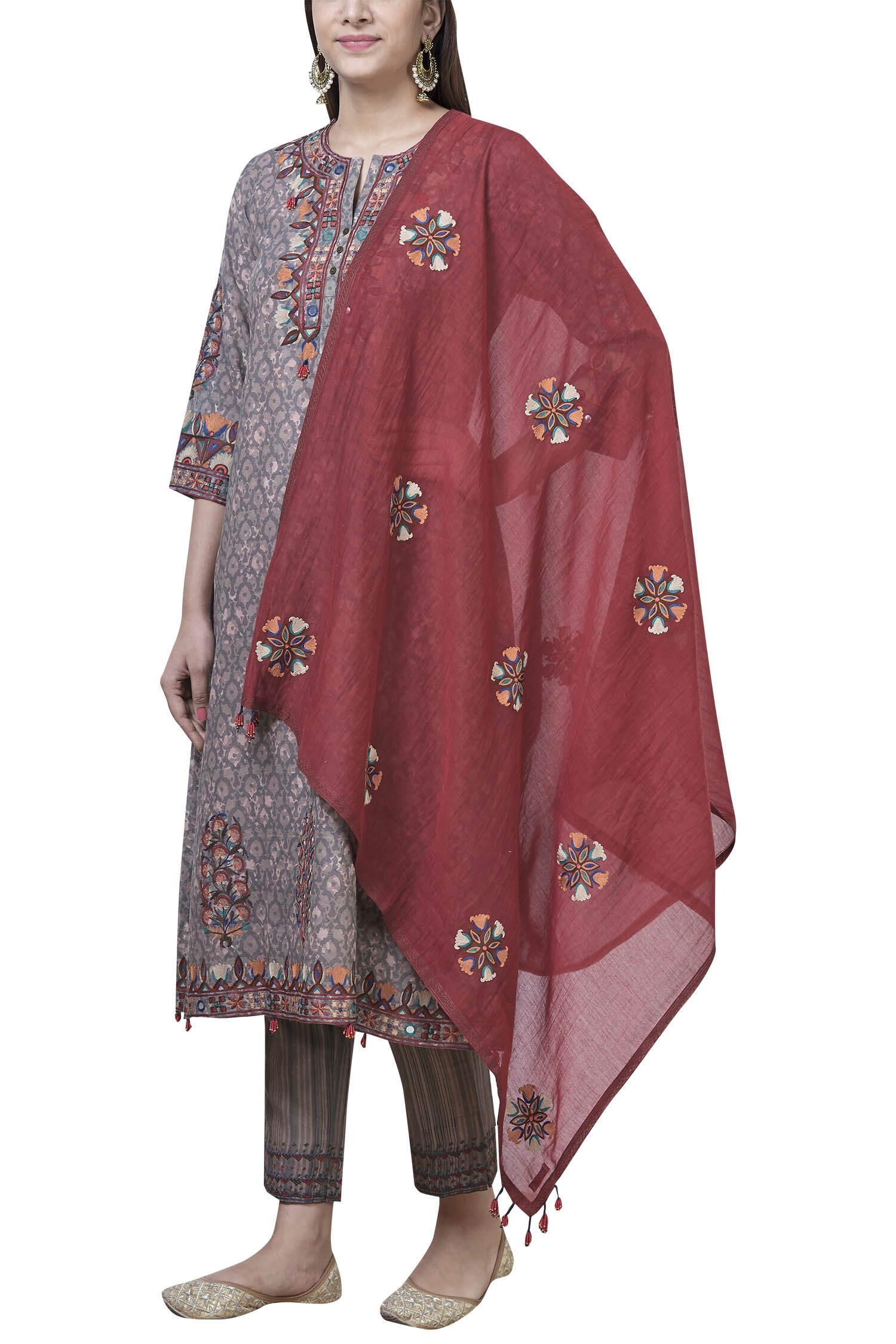 Buy Chanderi Kurta Set by Kora at Aza Fashions