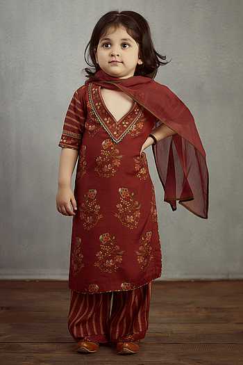 Buy Maroon Cotton Silk Chanderi Printed Kurta Set For Girls by Torani ...