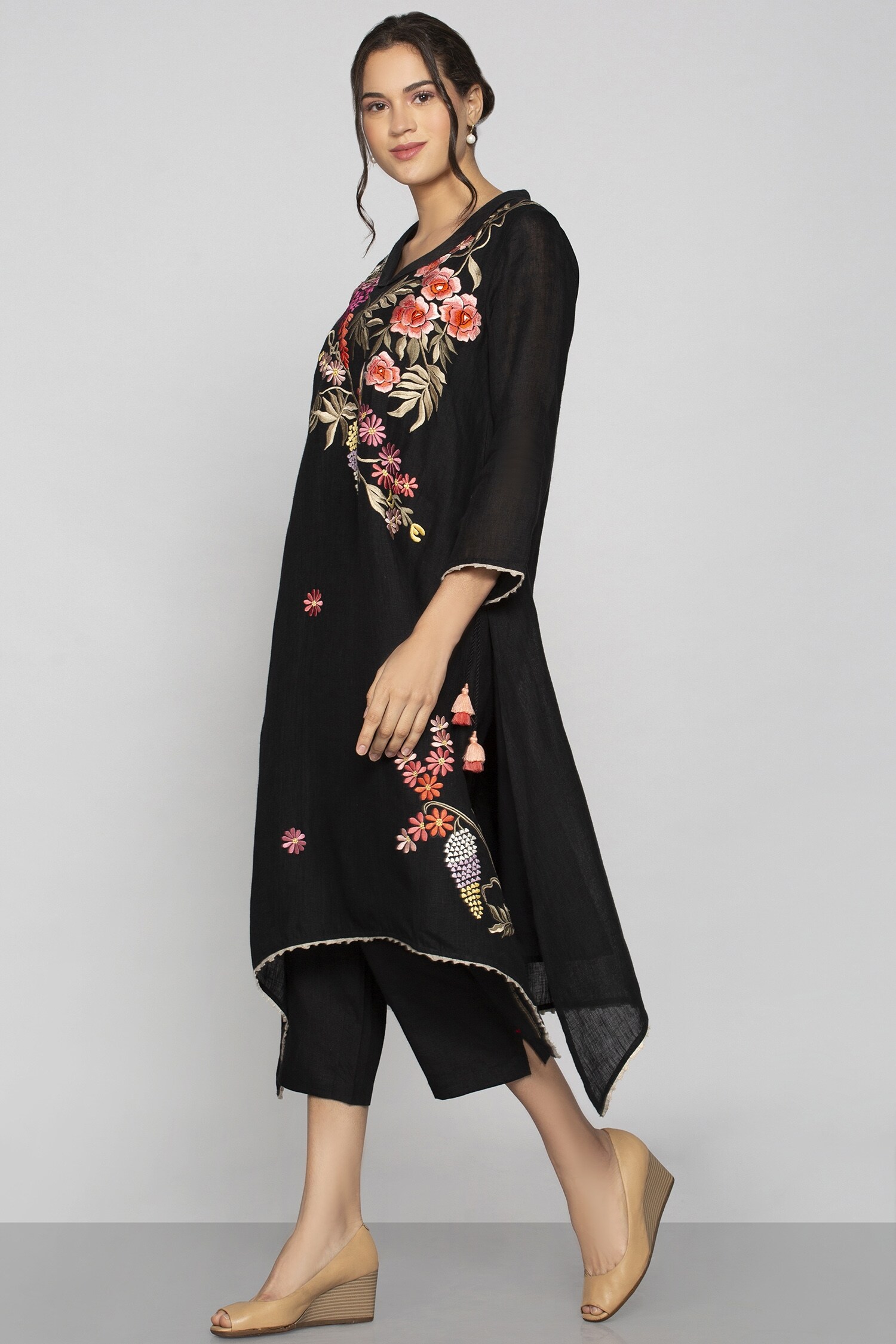 Buy Linen Embroidered Tunic by Kaveri at Aza Fashions