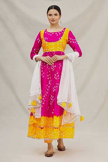 Buy Pink Cotton Boat Bandhani Anarkali Set For Women by Samyukta ...