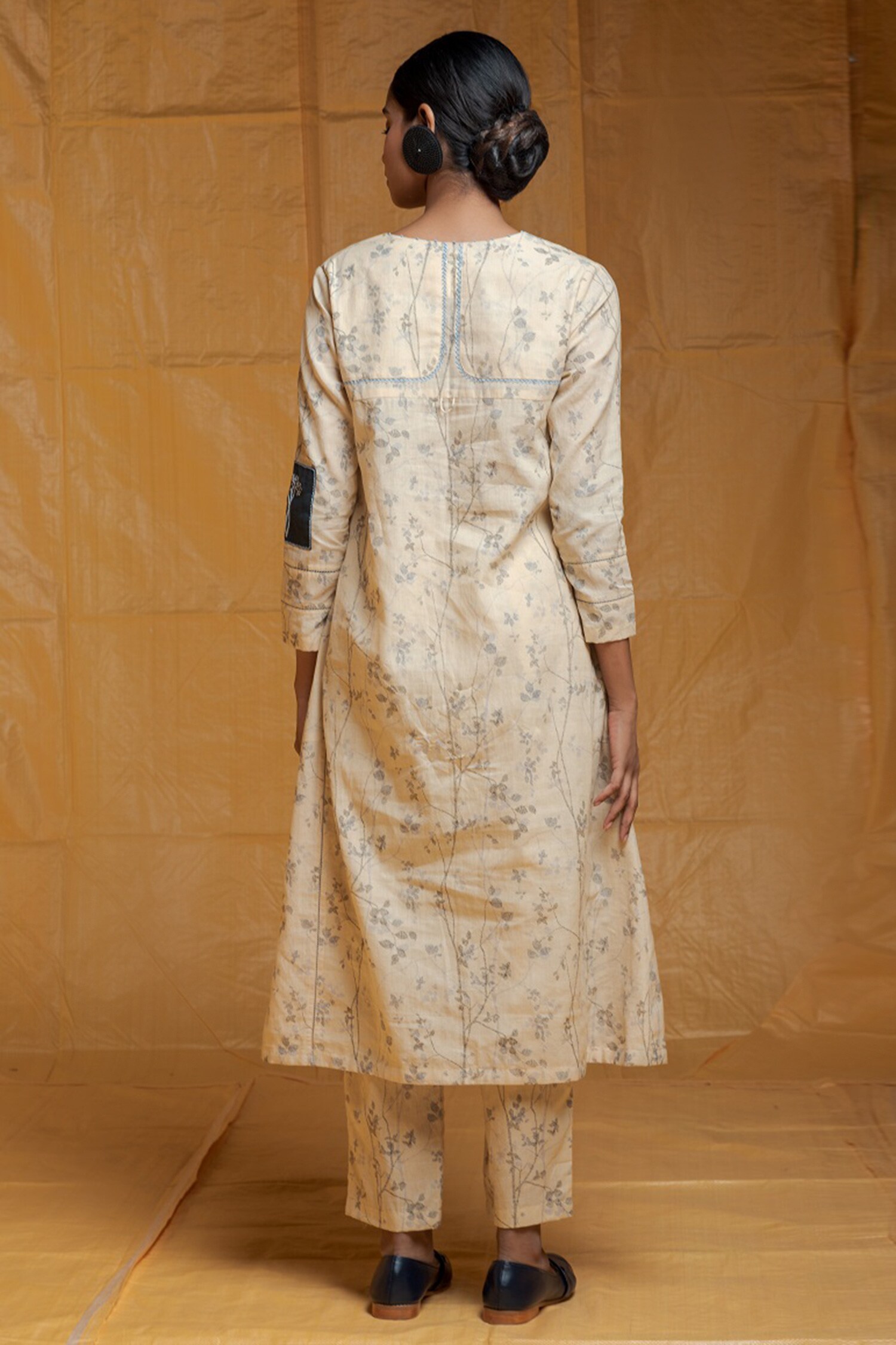 Buy Arte-Alter Beige Handloom Cotton Tunic Online | Aza Fashions