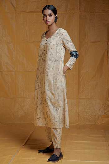 Buy Arte-Alter Beige Handloom Cotton Tunic Online | Aza Fashions