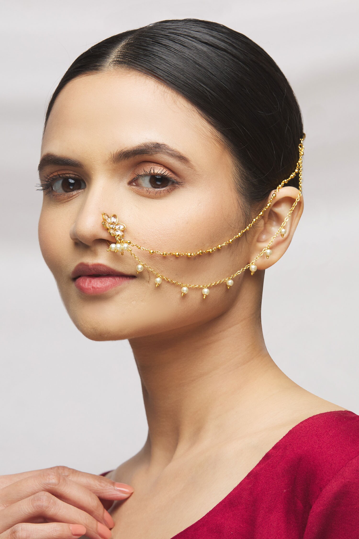 Buy Gold Plated Stone Floral Layered Chain Nath by Nayaab by Aleezeh ...