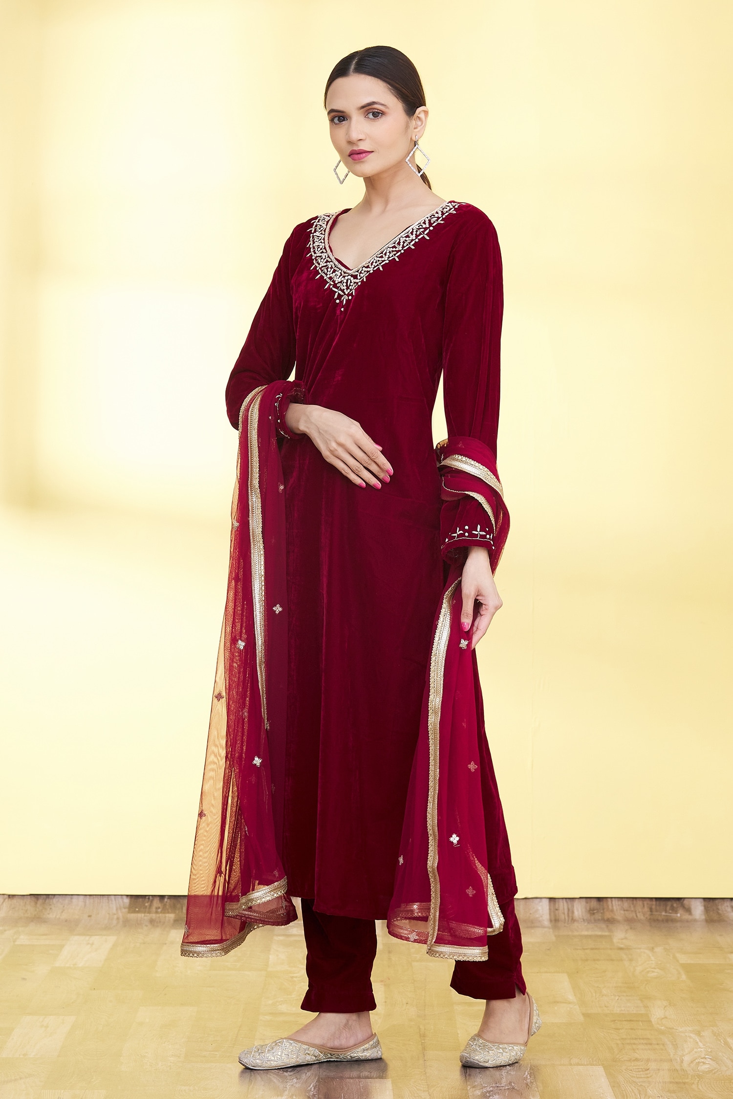 Buy Samyukta Singhania Maroon Velvet Embroidered Kurta Set Online | Aza ...