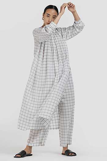 Buy Three White Handwoven Checkered Tunic Online | Aza Fashions