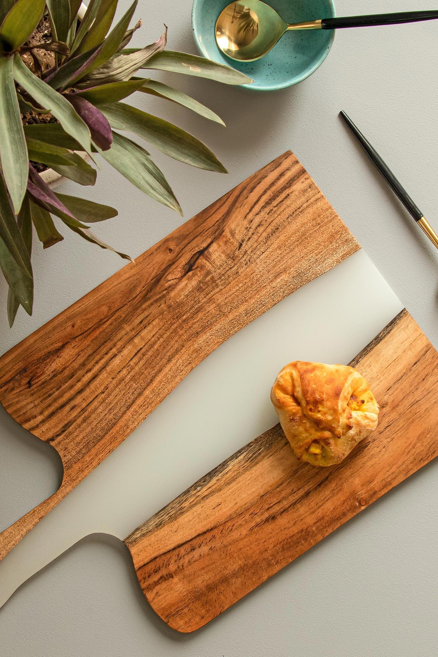 Buy Silken Icicle Wood-epoxy Platter Online | Aza Fashions