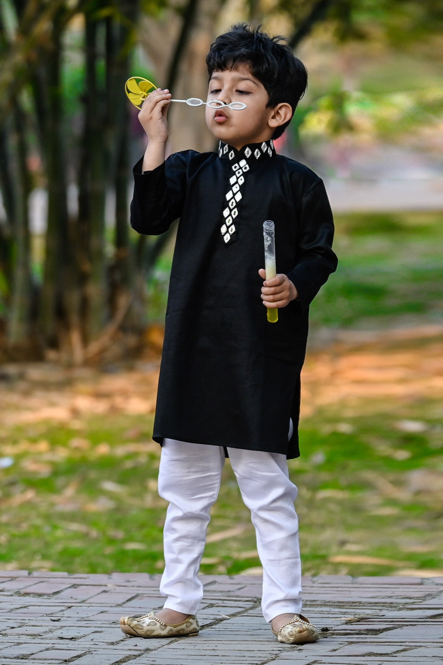Buy Nadaan Parindey Black Cotton Kurta And Pyjama Set For Boys Online ...