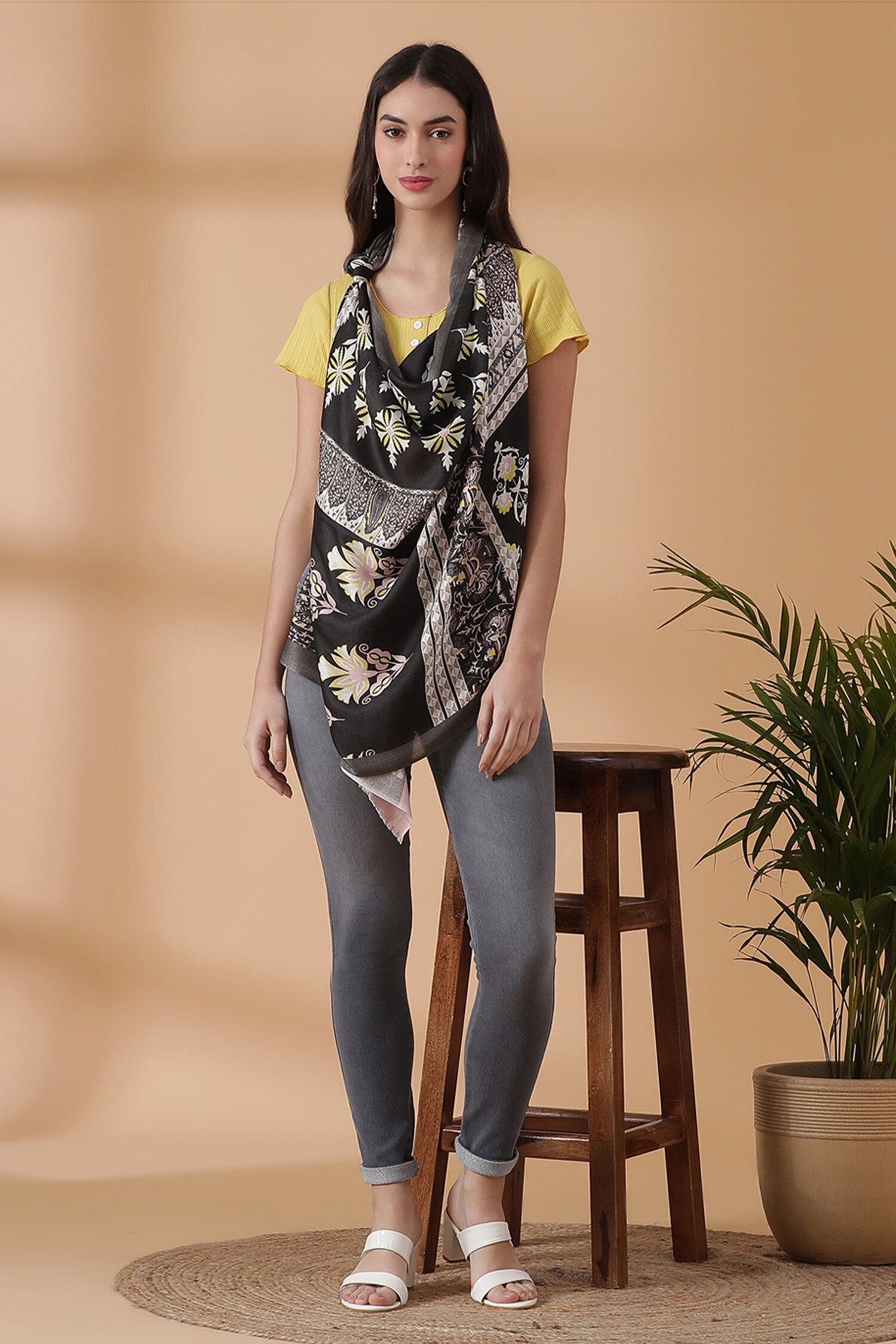 Buy SHINGORA Printed Stole Online | Aza Fashions