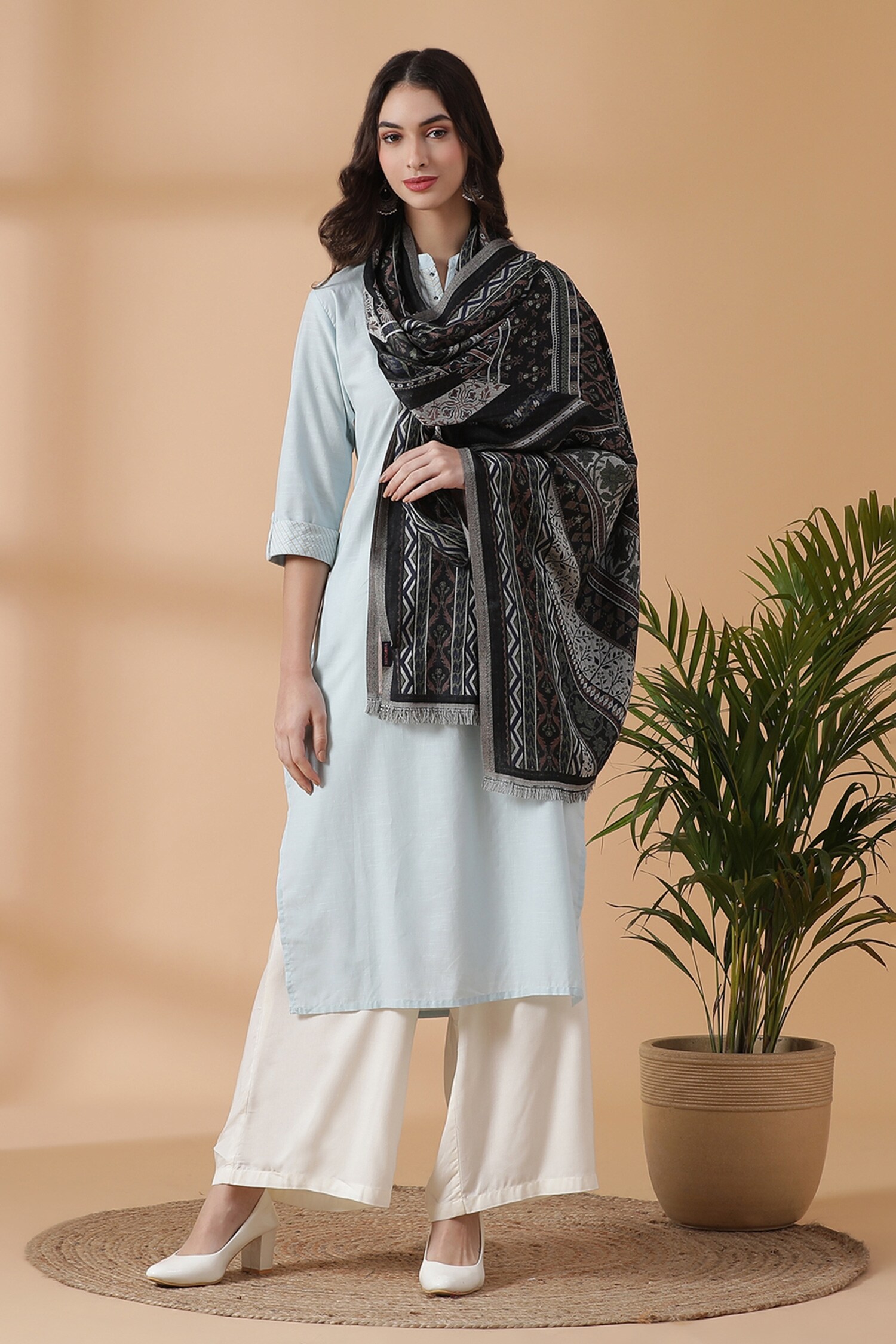 Buy Black Woven Jacquard Floral Stole by SHINGORA Online at Aza Fashions.