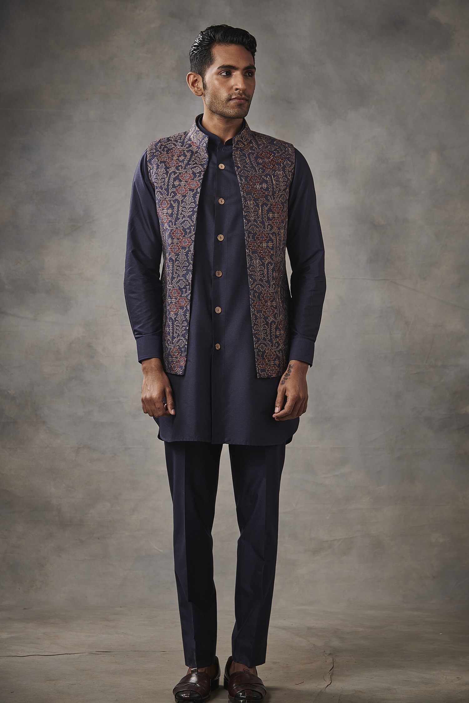 Buy Gargee Designers Blue Linen Embroidered Bundi And Kurta Set Online ...