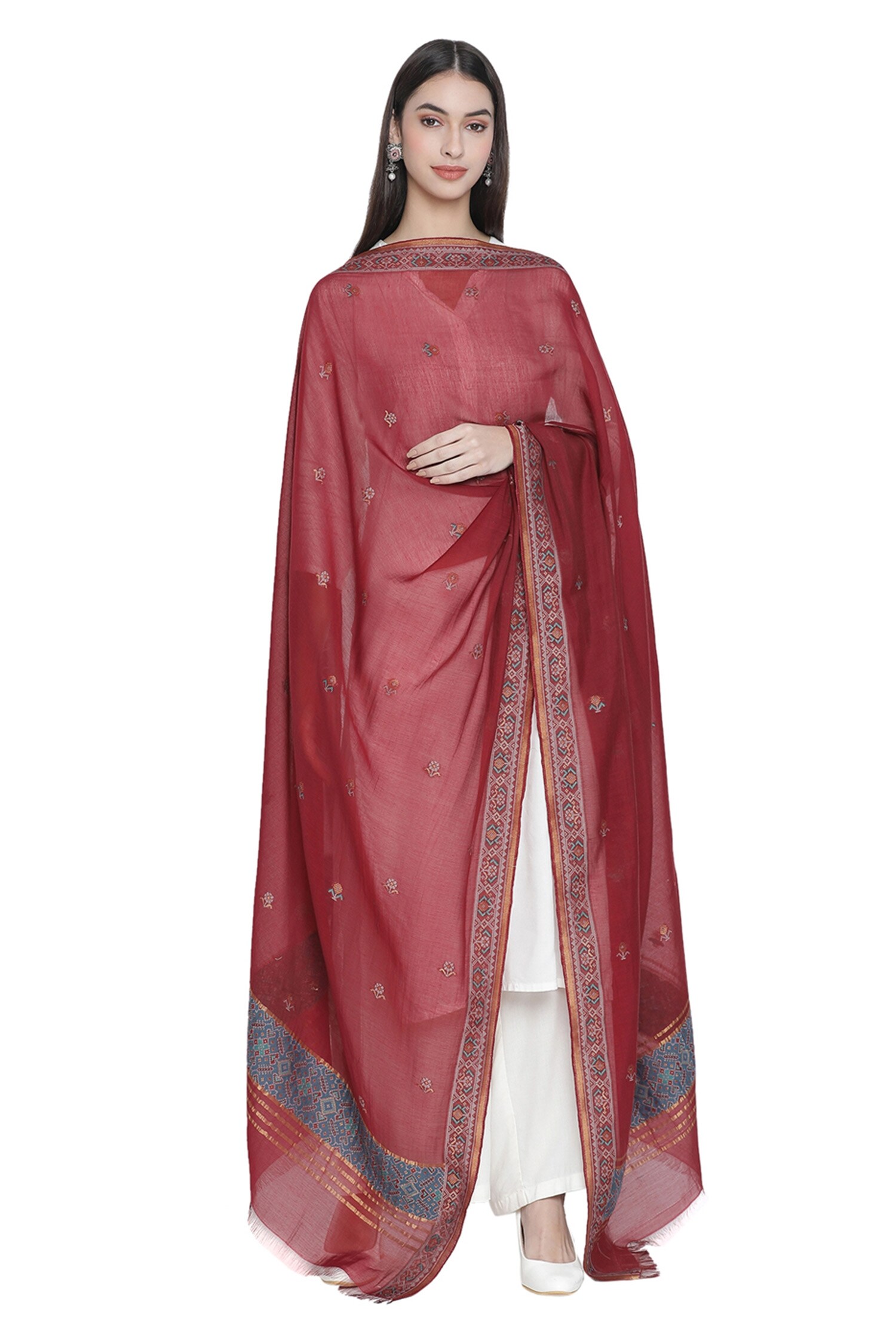 Buy Shingora Maroon Silk Floral Woven Dupatta Online | Aza Fashions