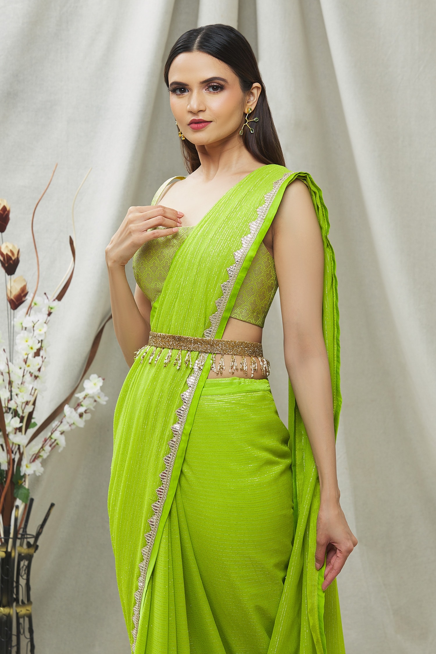 Buy Gold Cutdana Work Embroidered Belt by Ranian Online at Aza Fashions.