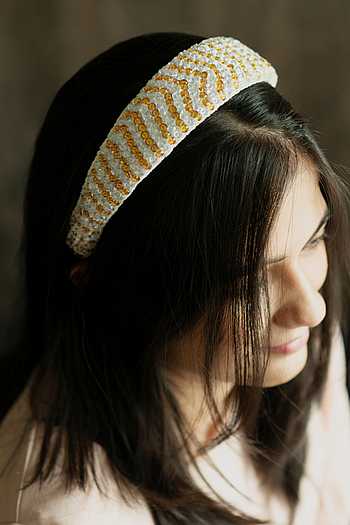 Buy Choko Dahlia Stone Embellished Hairband Online | Aza Fashions