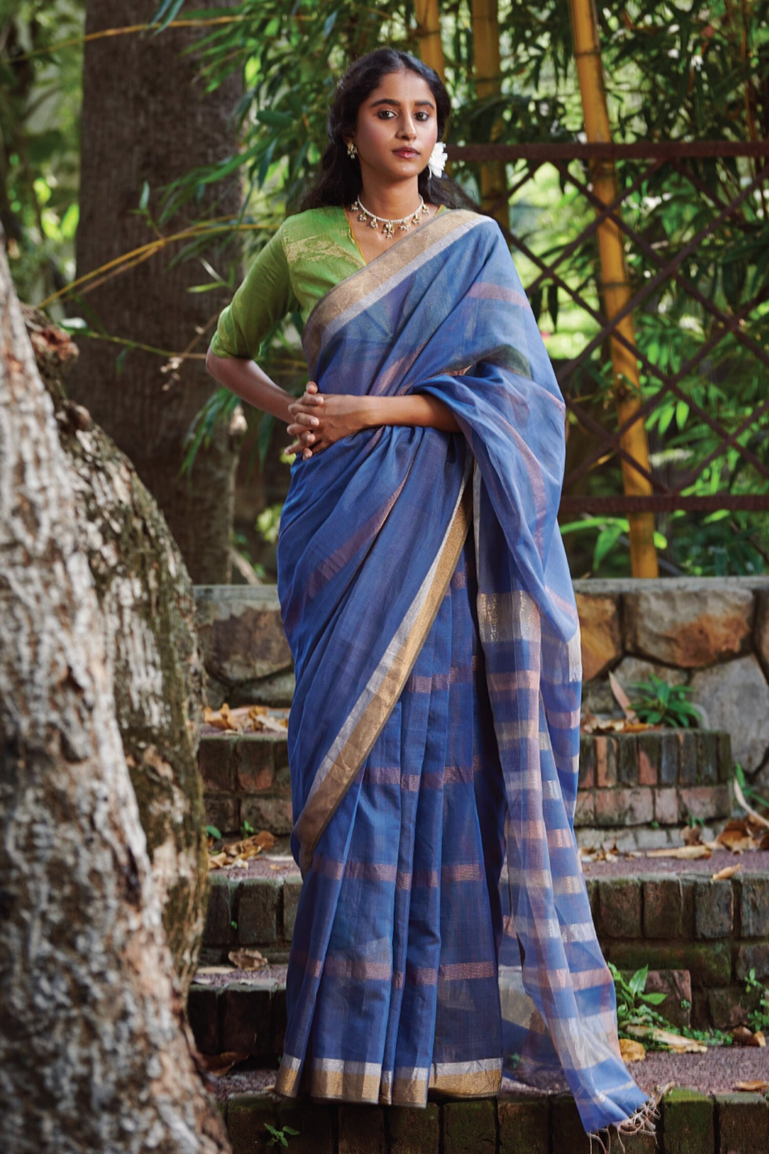 Buy Dressfolk Blue Mahnoori Maheshwari Silk Striped Saree Online | Aza Fashions