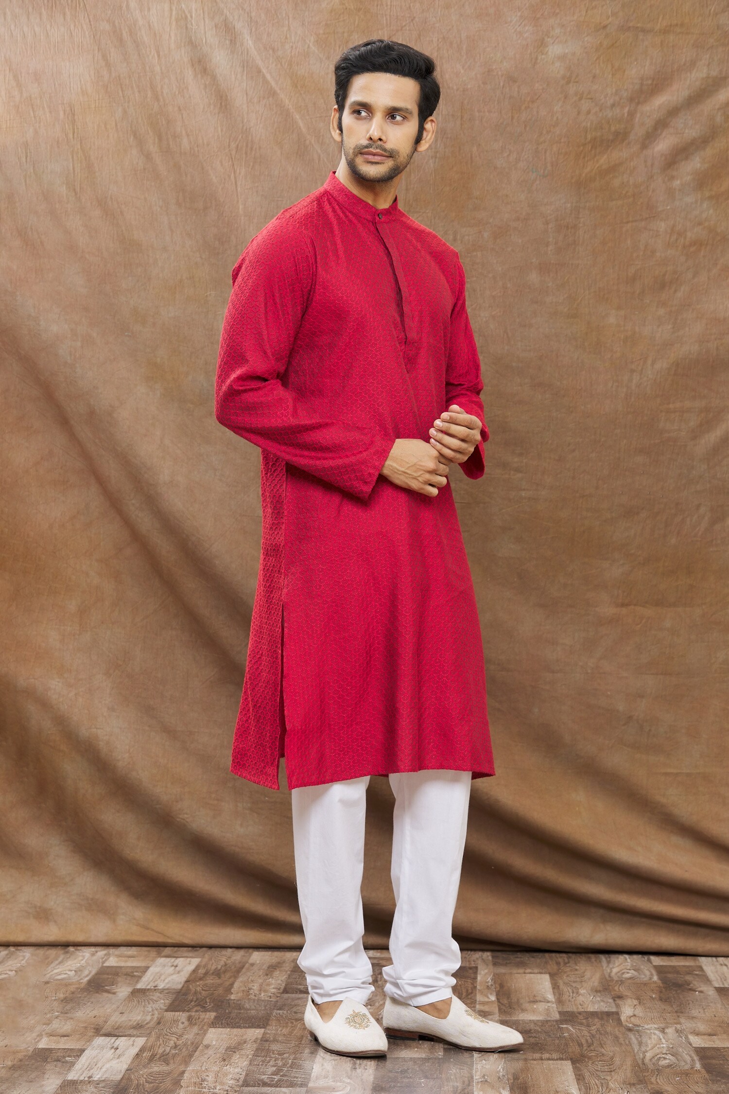 Buy Aham-Vayam Cotton Uday Embroidered Kurta Set Online | Aza Fashions