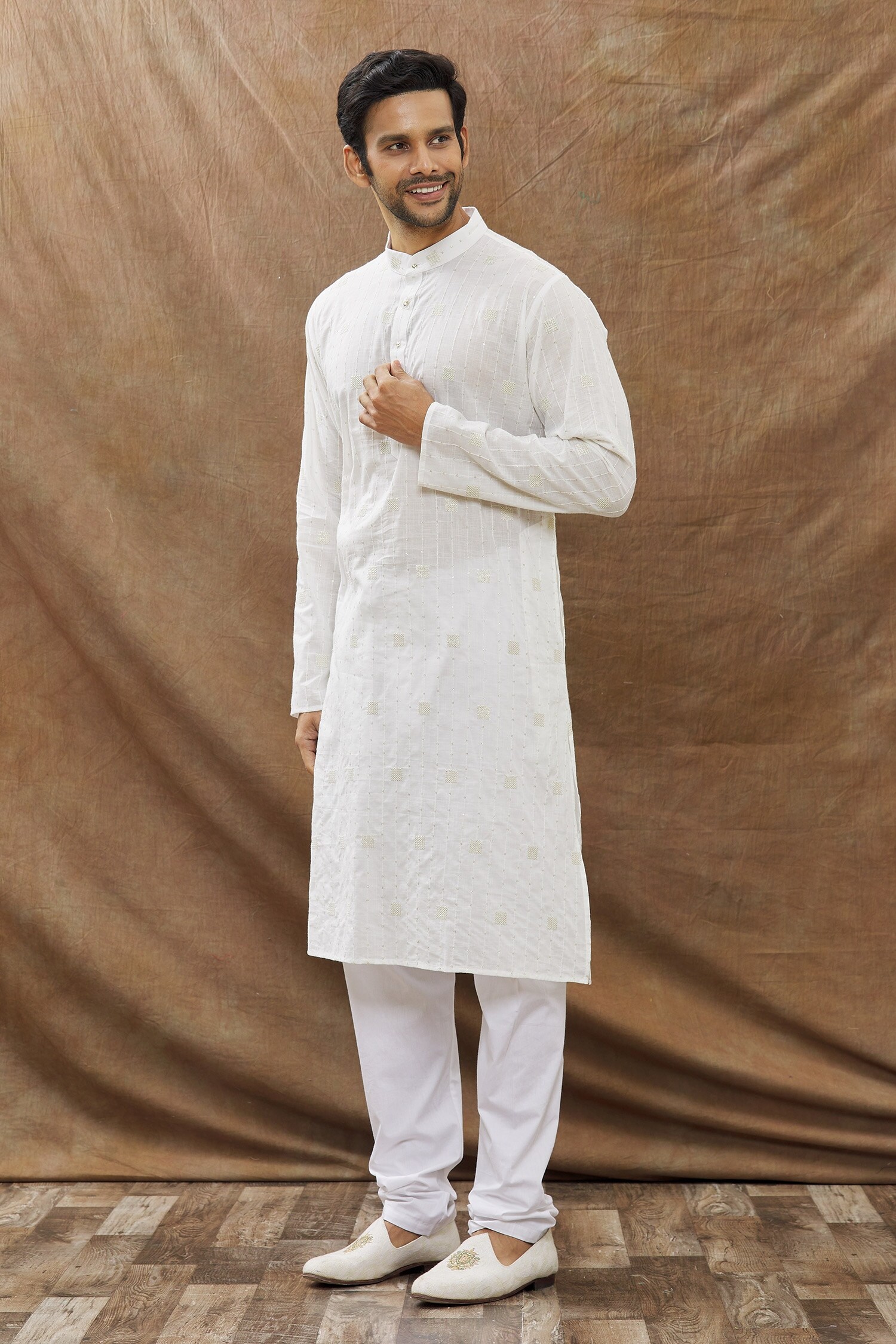 Buy Aham-Vayam White Cotton Embroidered Kurta Set Online | Aza Fashions