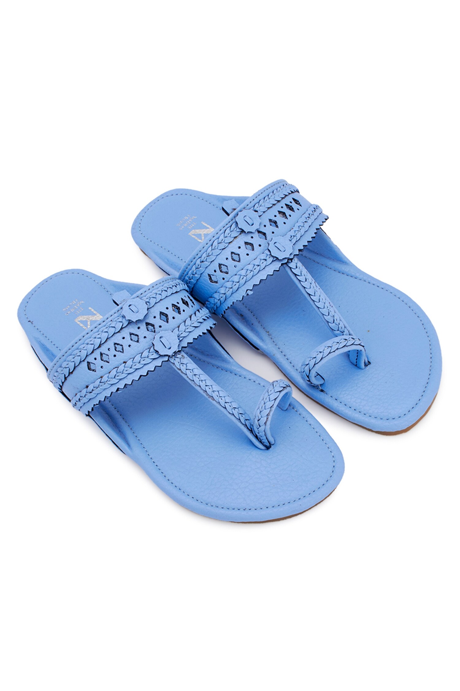 Buy The Madras Trunk Blue Leather Braided Kolhapuri Flats Online | Aza ...