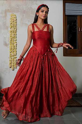 Buy The Right Cut Red Rose Chanderi Silk Top And Sharara Set Online ...