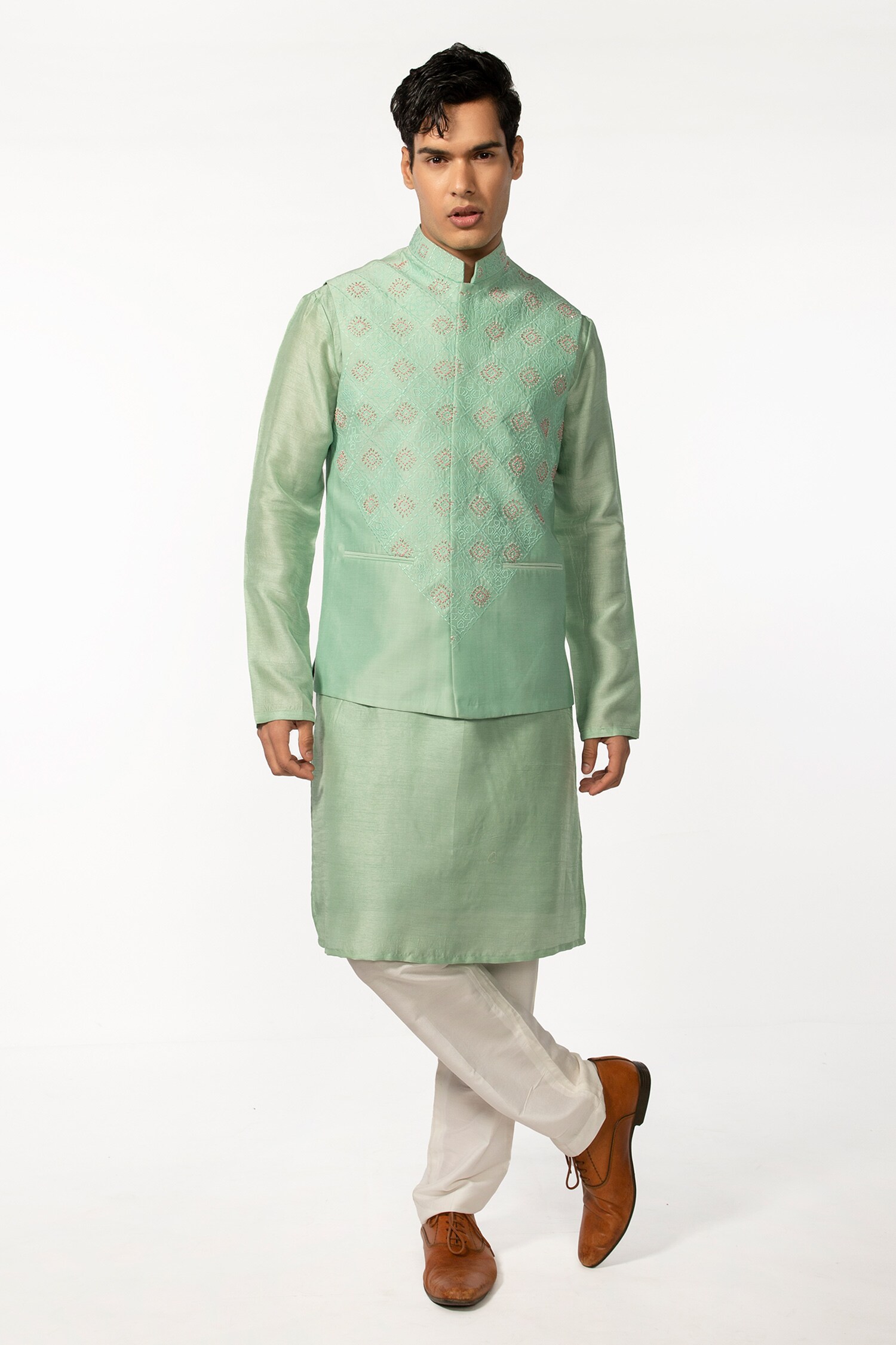 Buy Green Bundi And Kurta Bam Silk Embroidery Thread & Set For Men by ...