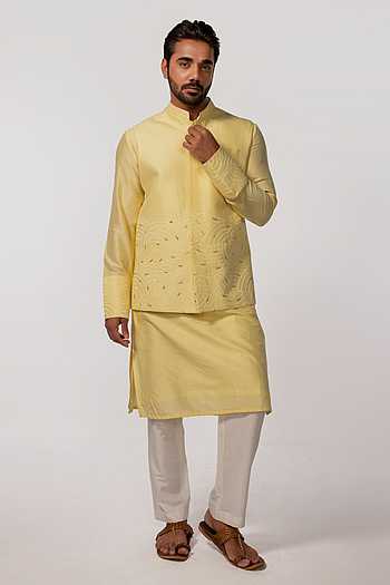 Buy Yellow Bam Silk Hand Embroidered Thread Bundi For Men by KAKA ...