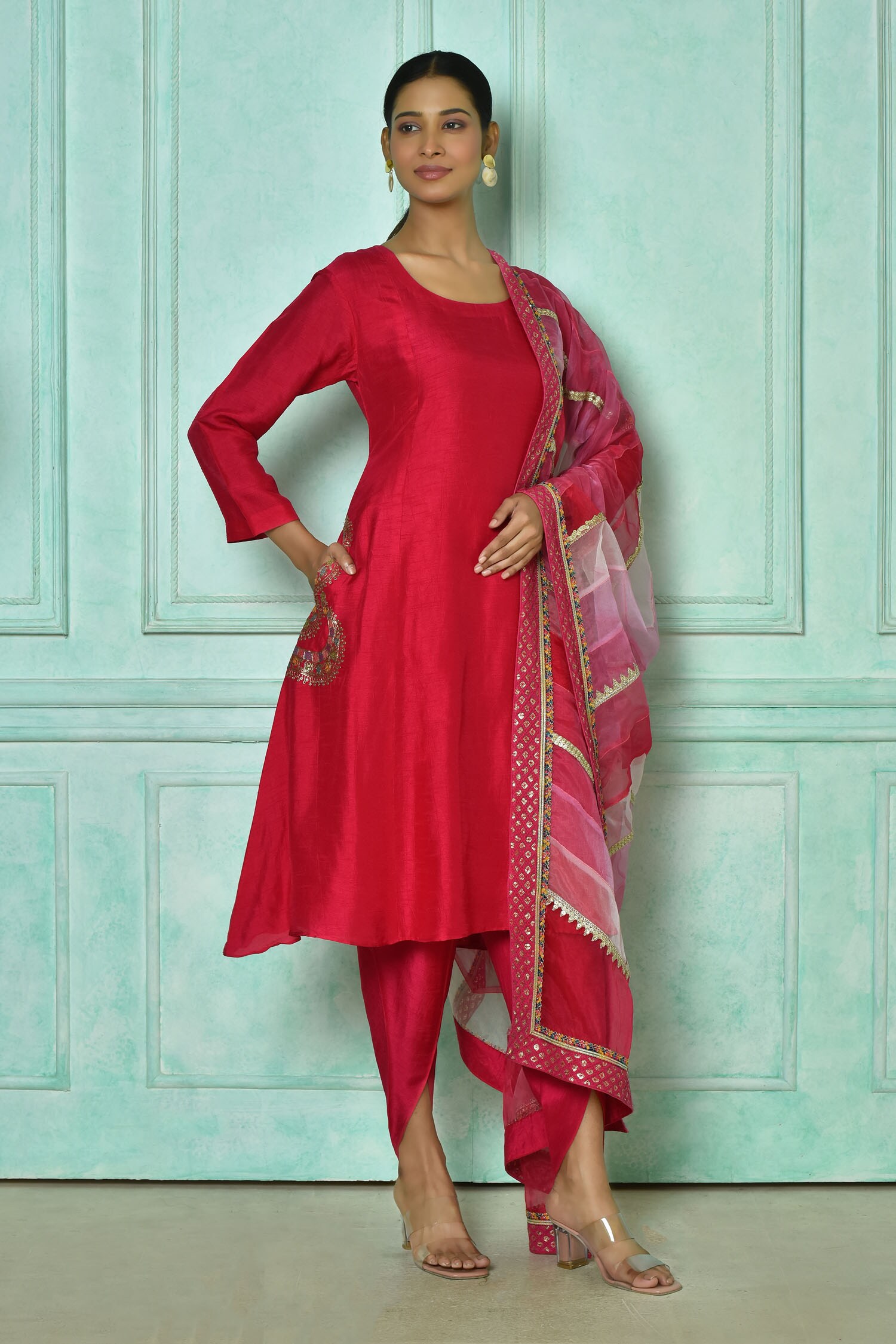 Buy Naintara Bajaj Pink Kurta Set With Organza Shaded Dupatta Online ...