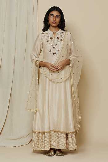 Buy Ivory Chanderi Embroidered Thread Anarkali: Yoke With Dupatta For ...