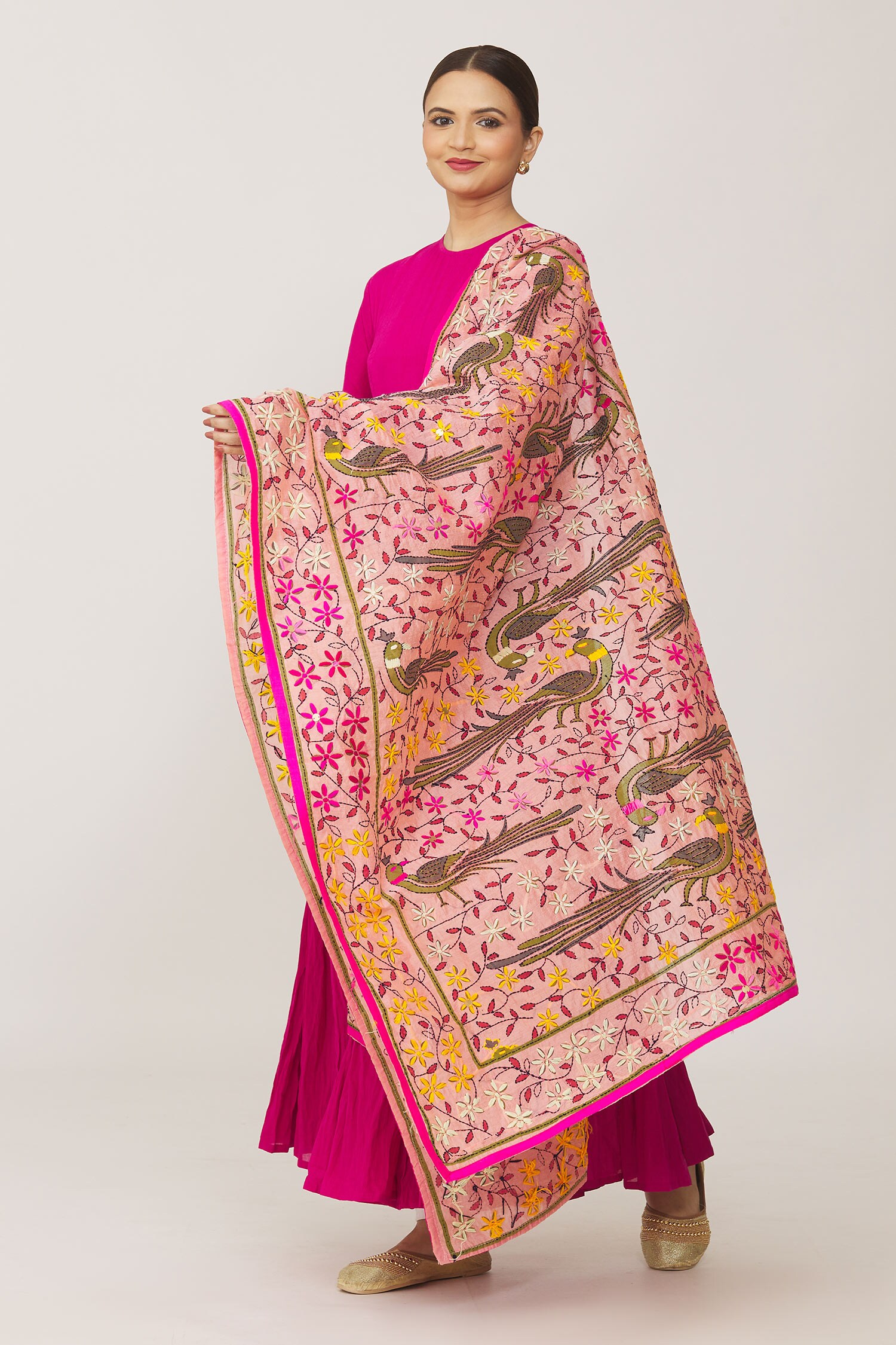 Buy Khwaab by Sanjana Lakhani Pink Chanderi Bird Pattern Phulkari ...