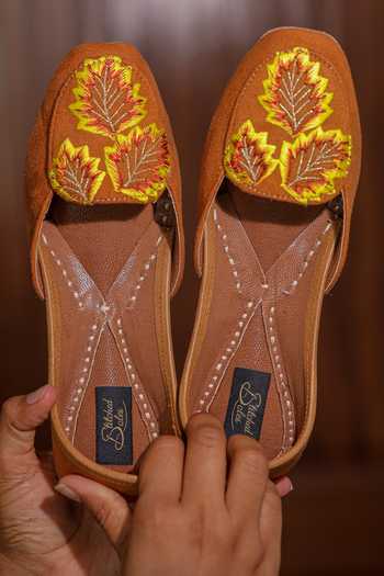 Buy Stitched soles Brown Suede Autumn Effect Embroidered Juttis Online ...