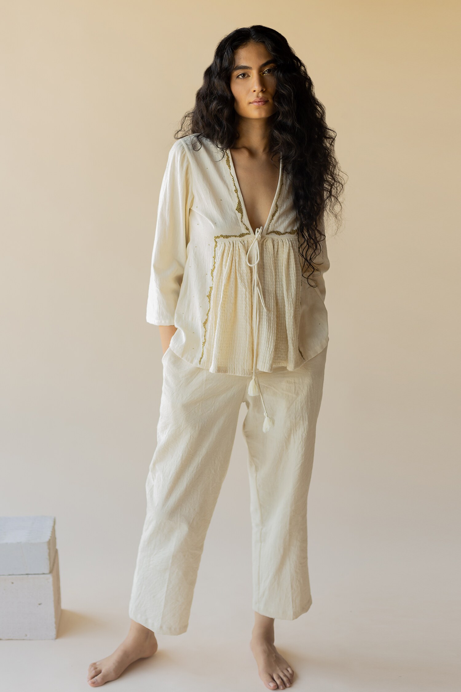 Buy Off White Handloom Cotton Embellished Bead Plunge Anzu Placket For ...