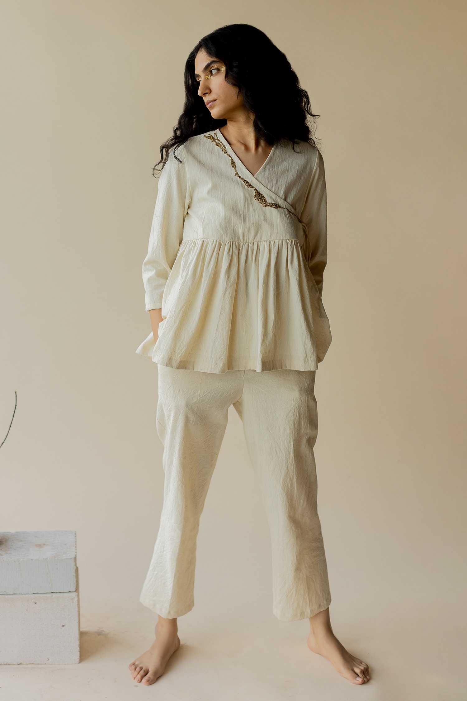 Buy Off White Handloom Cotton Embellished Bead V Ren Kediyu Neckline ...