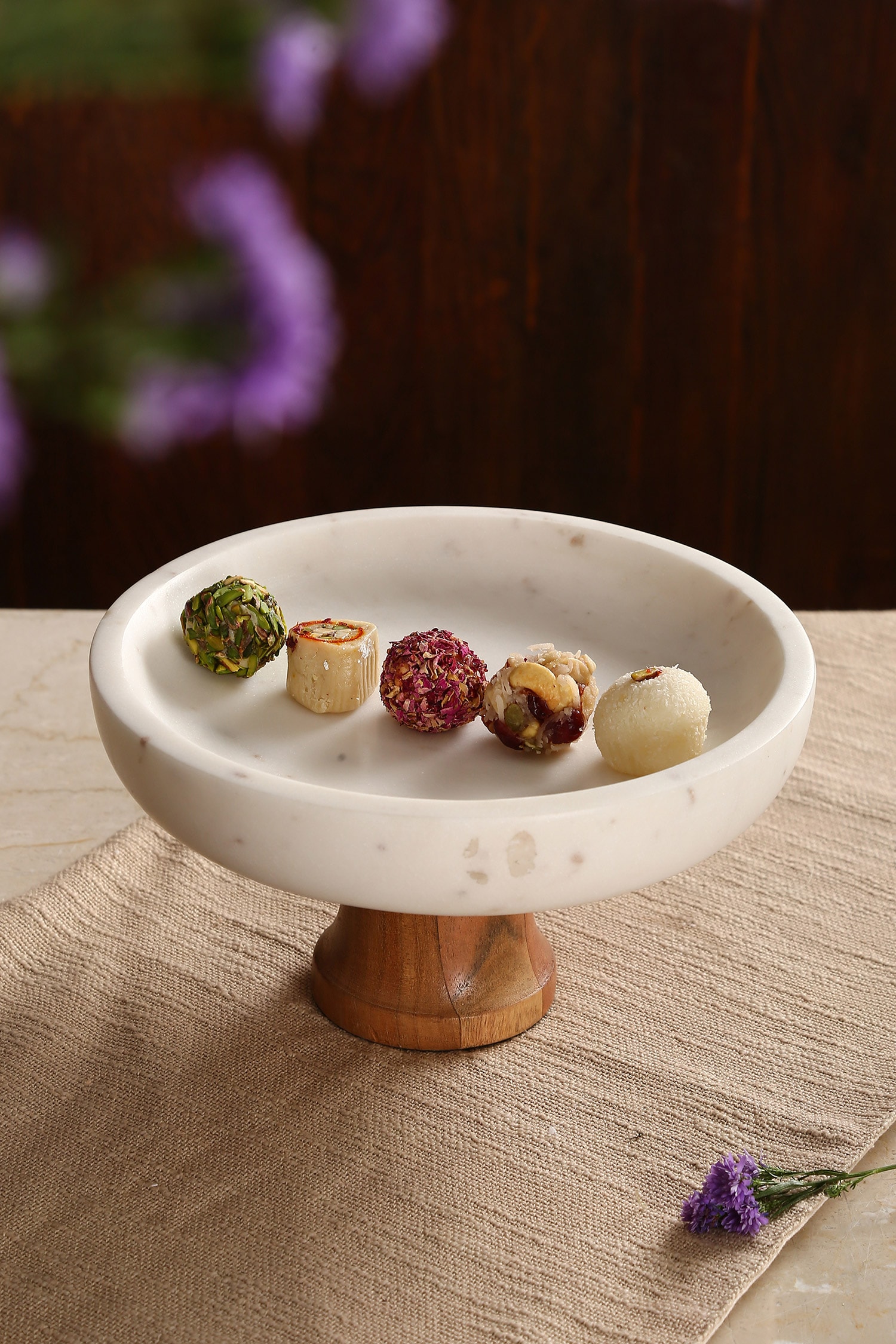 Buy Marble Cake Stand With Wooden Base by Amoli Concepts at Aza Fashions