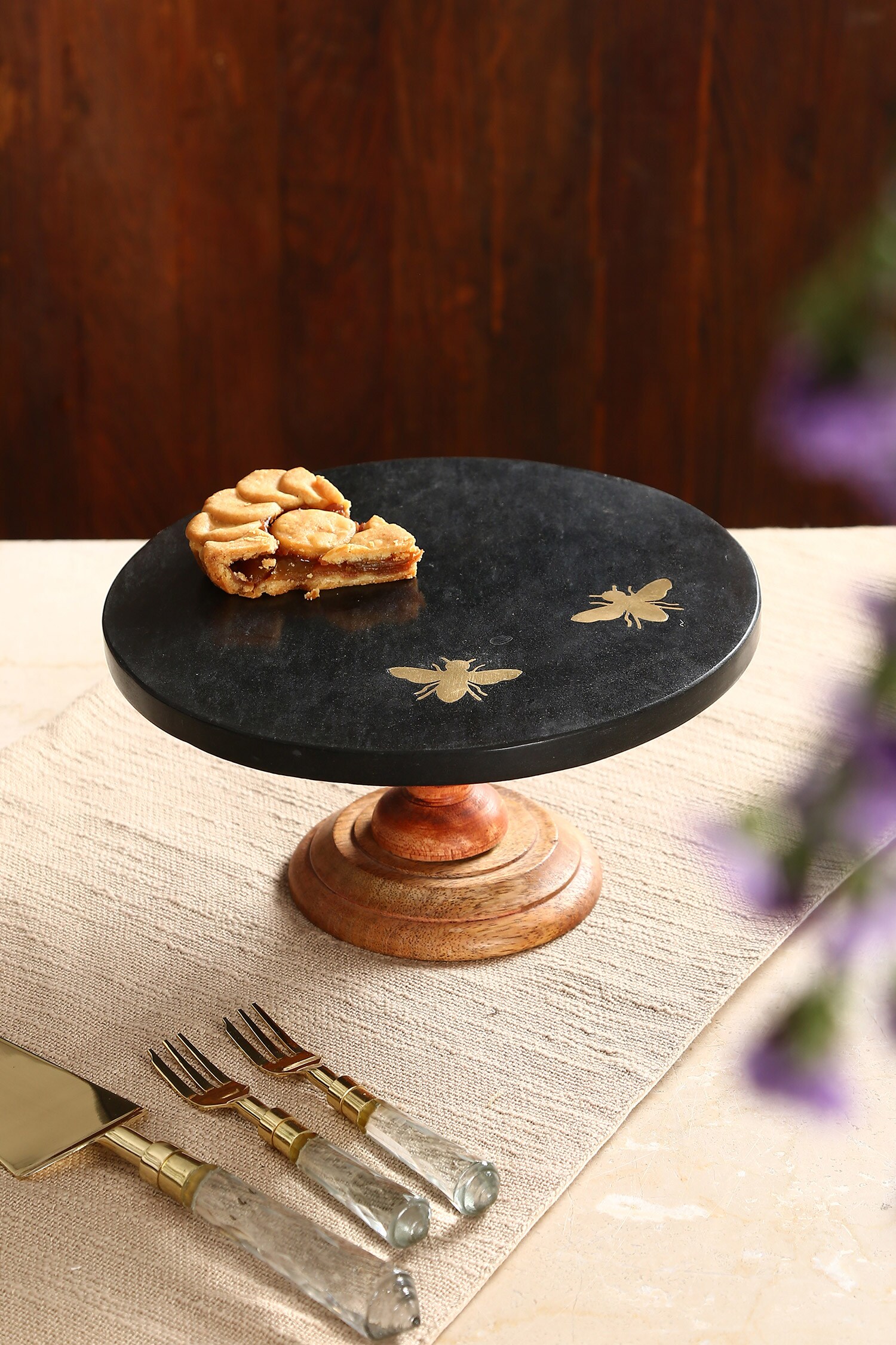 Buy Granite Top Cake Stand by Amoli Concepts at Aza Fashions
