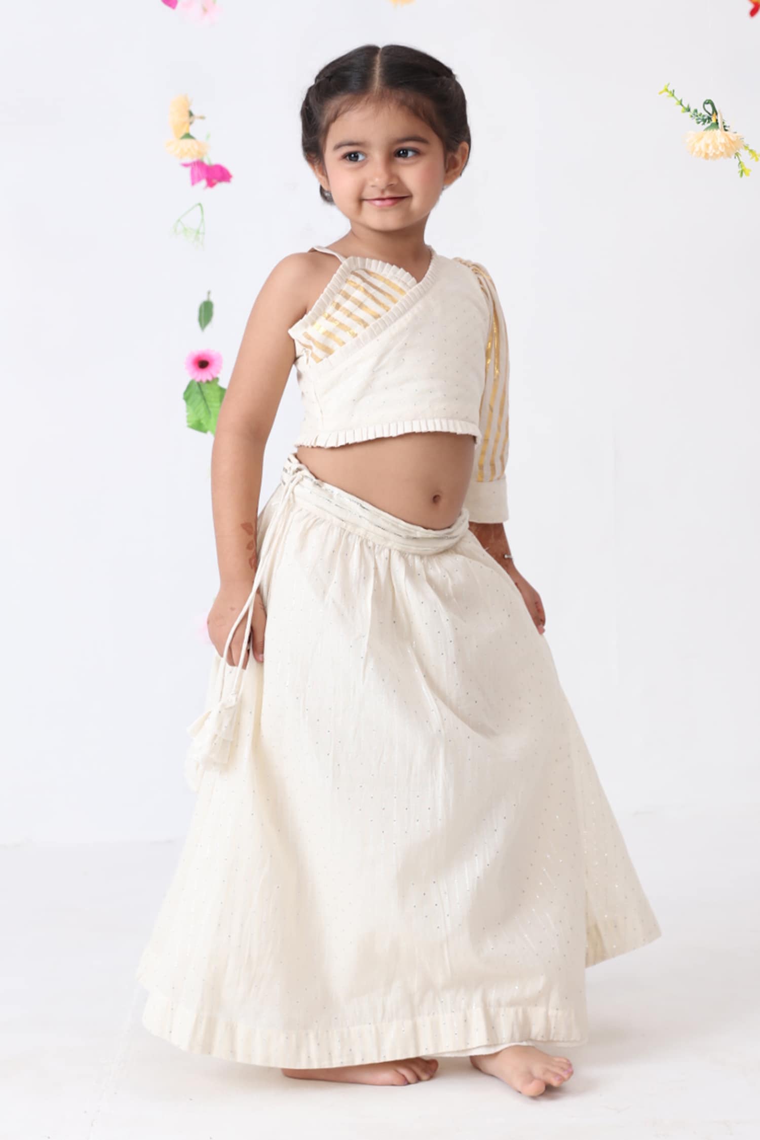 Buy JILMIL DREAMWEAR Off White One Side Sleeve Blouse And Lehenga Set ...