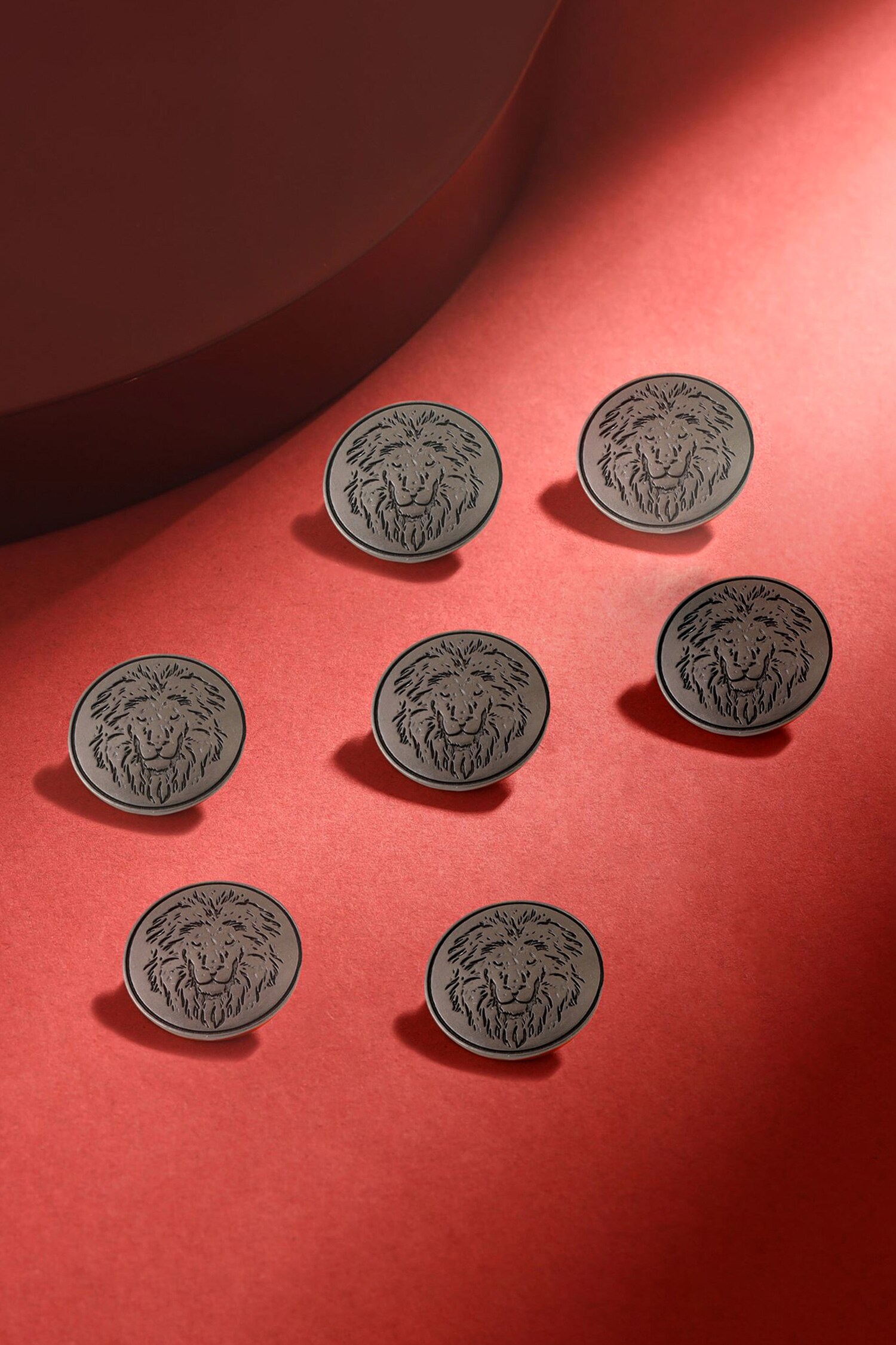 Buy Cosa Nostraa Power Ruler Buttons - Set Of 7 Online | Aza Fashions