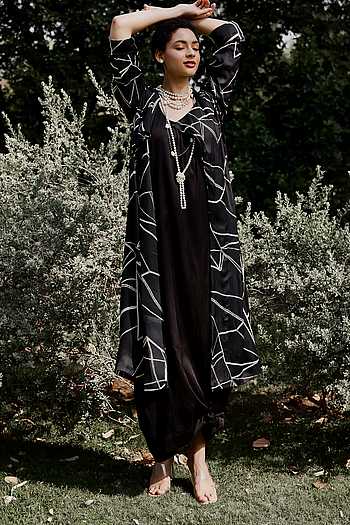 Buy Nouria by Dipti Advait Black Bamberg Cotton Satin Azul Bgeo Print ...