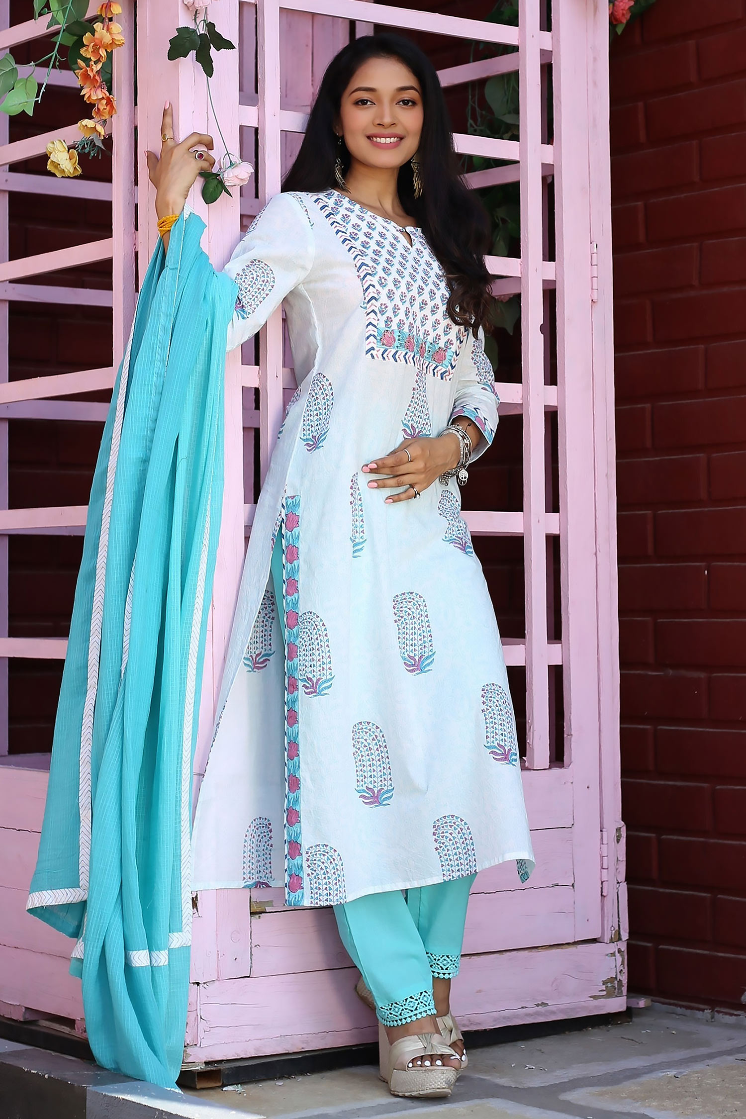 Buy Missprint White Ayesha Hand Block Print Kurta Set Online | Aza Fashions