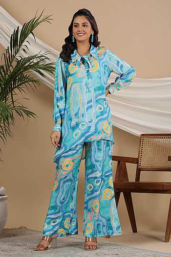 Buy Blue Muslin Printed Abstract Shirt Collar Kurta And Pant Set For ...