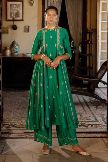Buy Paulmi and Harsh Green Chiniya Silk Embroidered Panelled Anarkali ...