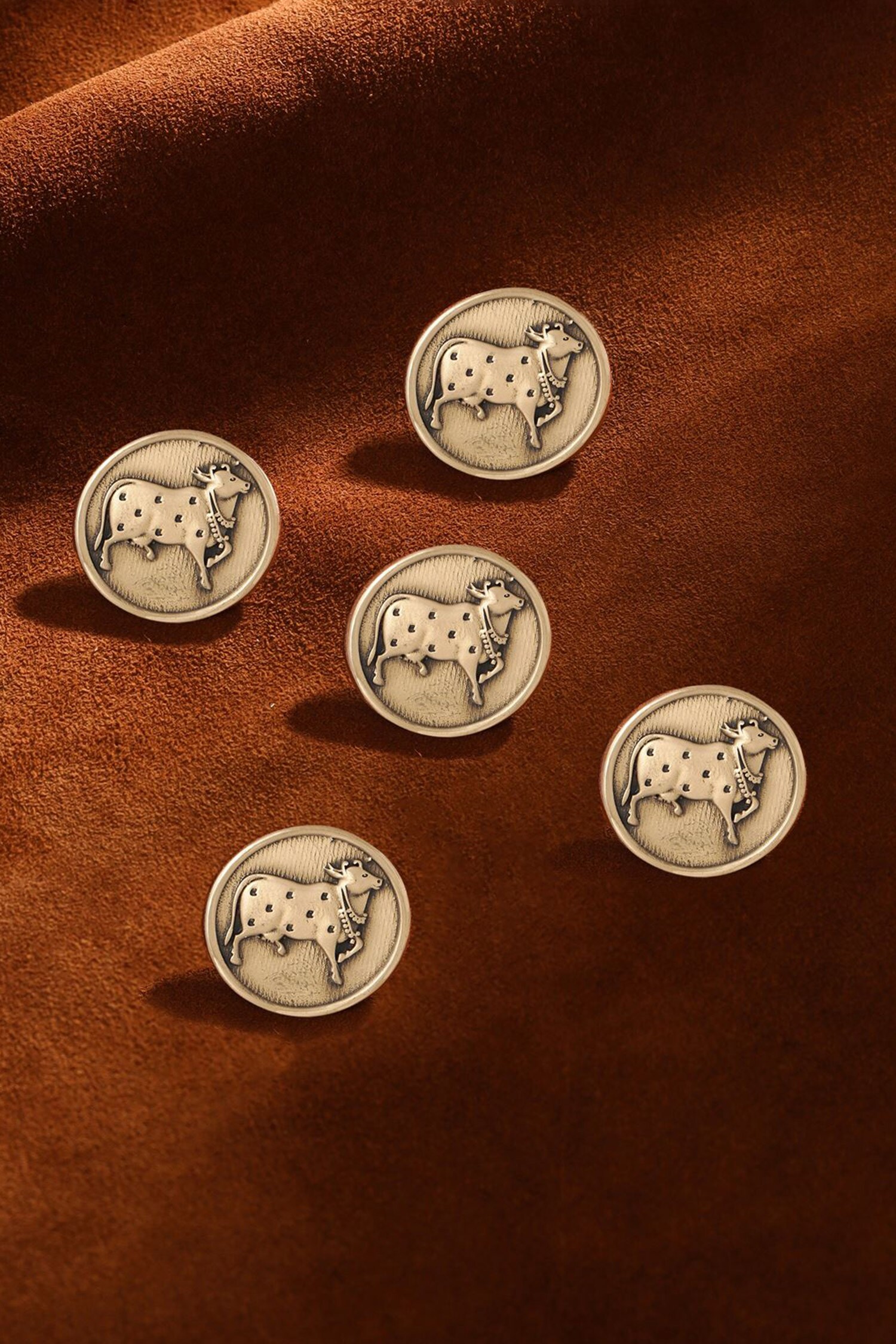 Buy Cosa Nostraa Gold Classy Cow Buttons - Set Of 5 Online | Aza Fashions