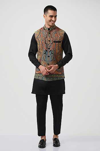 Buy Black Silk Embroidery Sozni Kashmiri Nehru Jacket For Men by Taroob ...