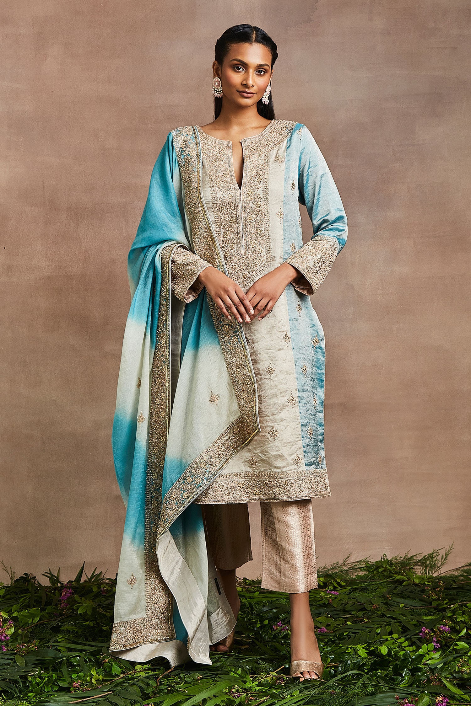 Buy Sue Mue Blue Handwoven Silk Tissue Zohra Dori Hand Embroidered ...