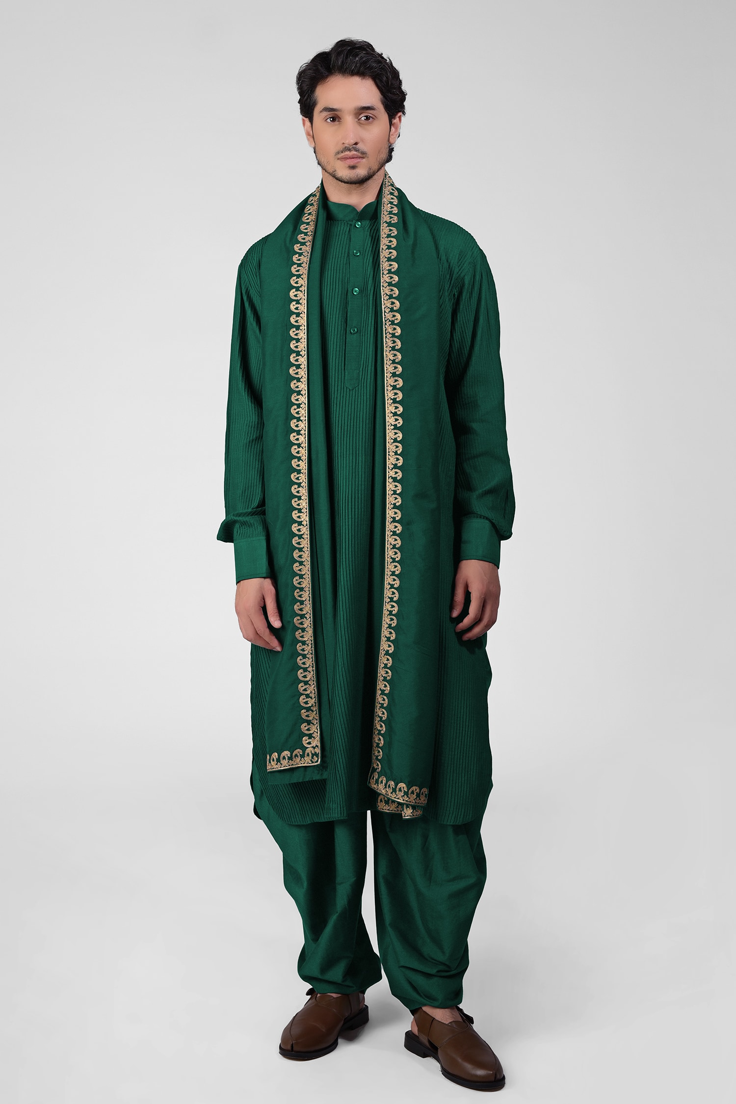 Buy Emerald Green Silk Embroidered Thread Straight Kurta Salwar Set For ...